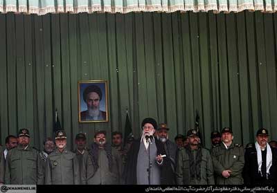 دیدار جمع كثیری از اقشار نمونه بسیج با رهبر انقلاب + گزارش تصویری